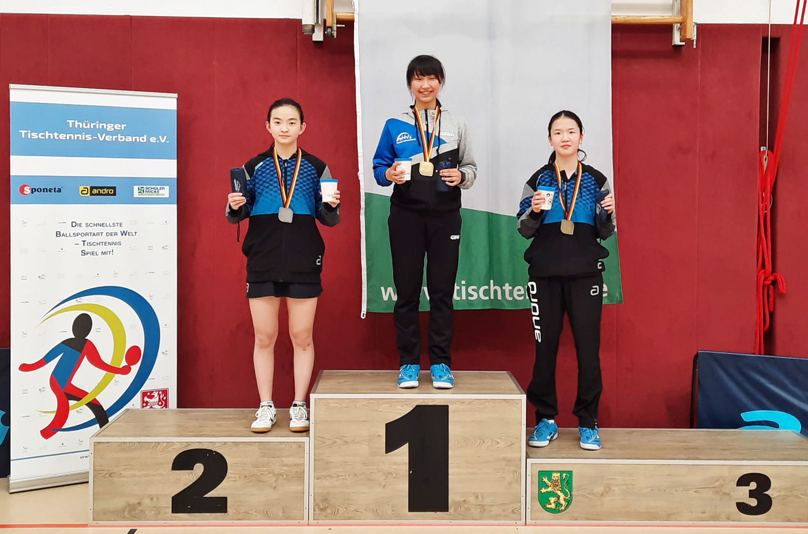 RHEA UND RUOQI AUF DEM PODEST - WTTV - Westdeutscher Tischtennis ...